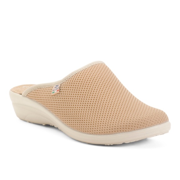 Fly Flot | Shoes | Fly Flot Womens Mesh Clogs | Poshmark